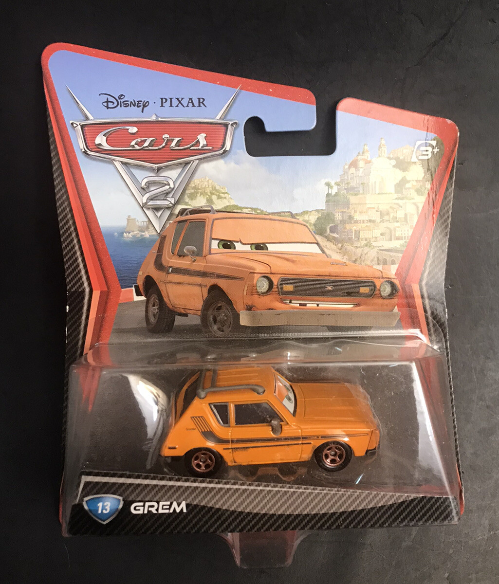 Disney Pixar Cars 2 Micro Drifters Lightening McQueen & Grem Rare!