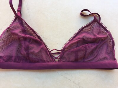 Label teared Bra size it5b us 38b eu 85b Unpadded wireless red | eBay