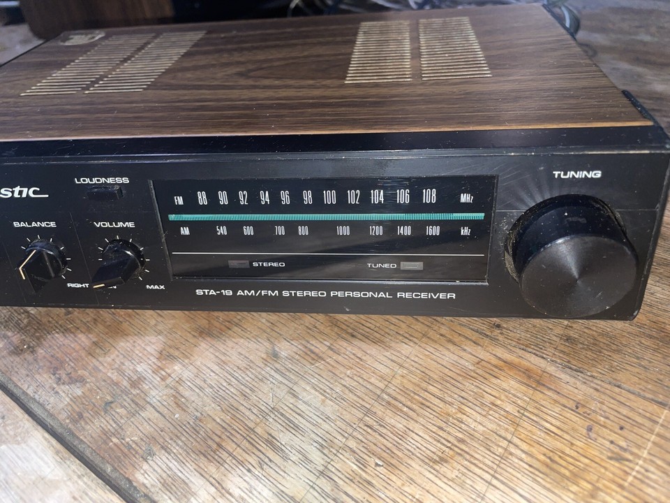 Vintage Realistic STA-19 AM/FM STEREO PERONAL RECEIVER Made in Korea ...