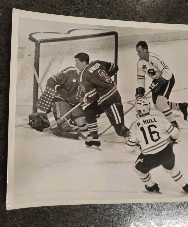Original 1968 NHL All Star Game Gordie Howe & Bobby Hull PRESS ...