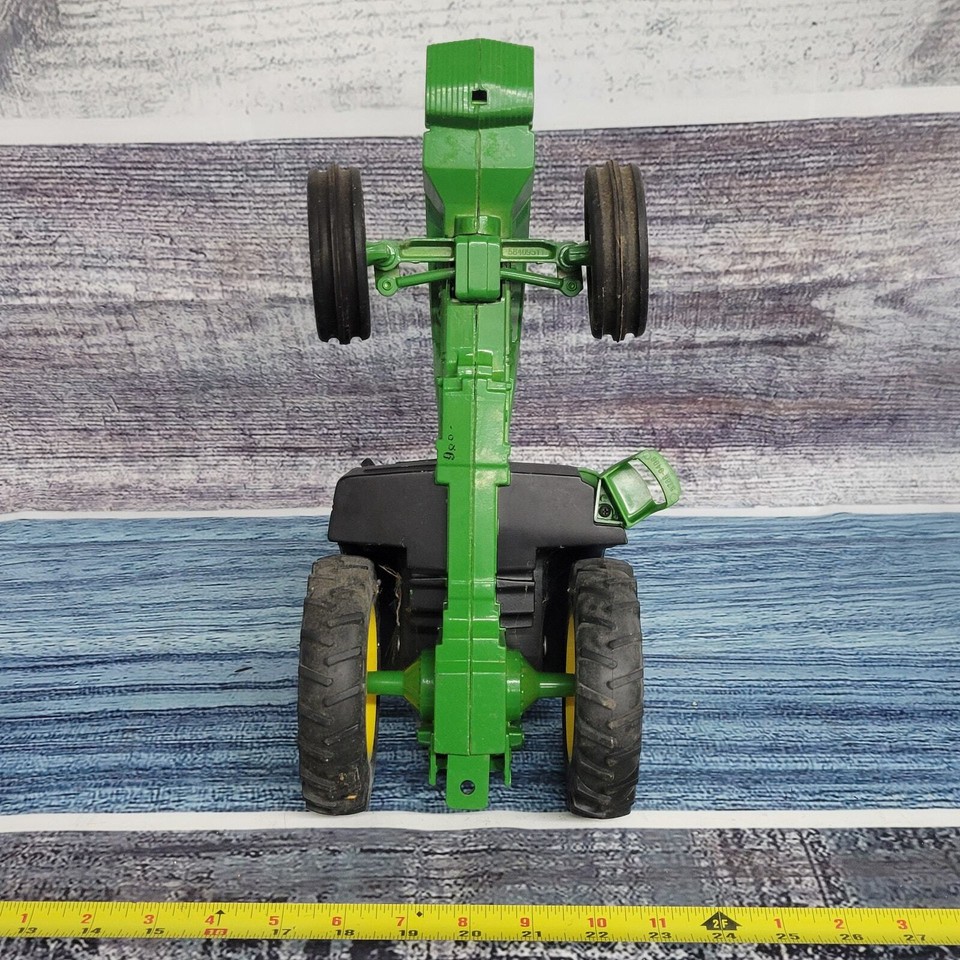 Vtg 1/16 scale Ertl John Deere 8200 diecast tractor w/ cab & front ...