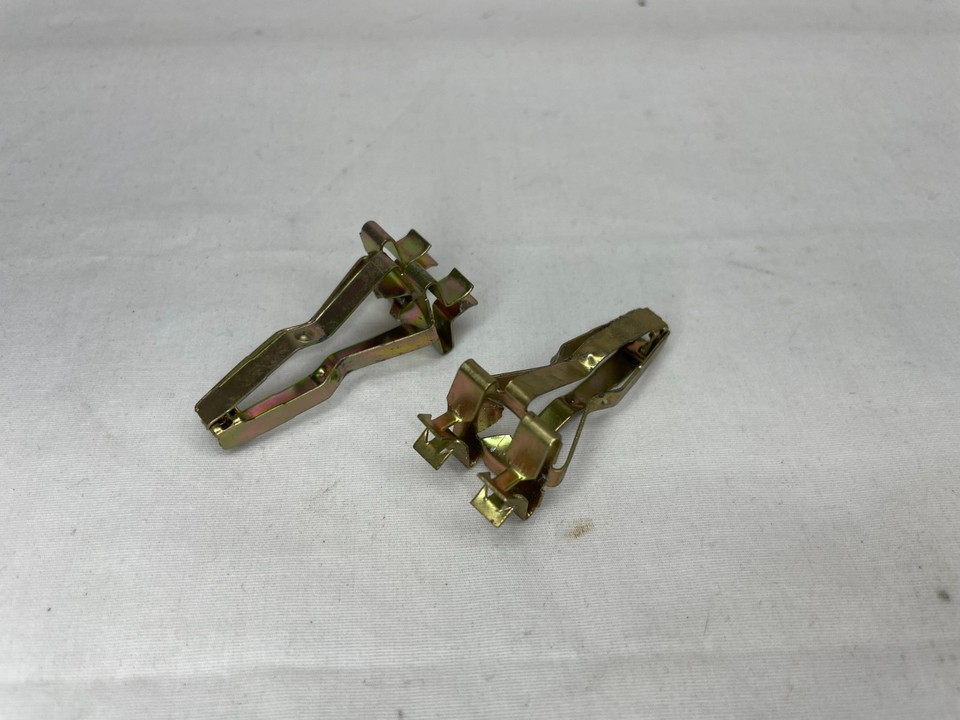 1999-2006 SILVERADO SIERRA SUBURBAN TAHOE A PILLAR KICK PANEL CLIP ...