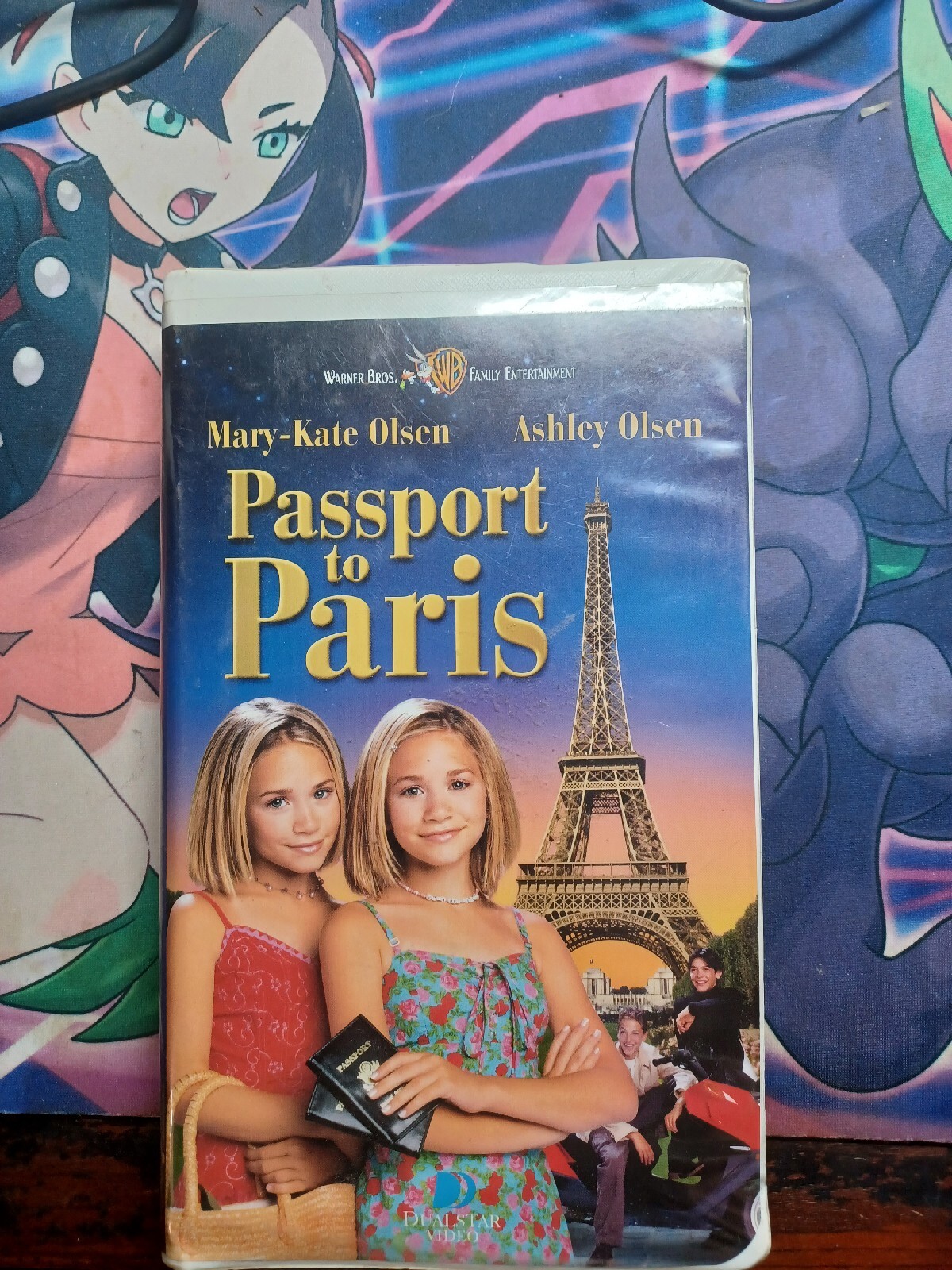 Passport to Paris (VHS, 1999, Clamshell) Mary-Kate Ashley Olsen Twins ...