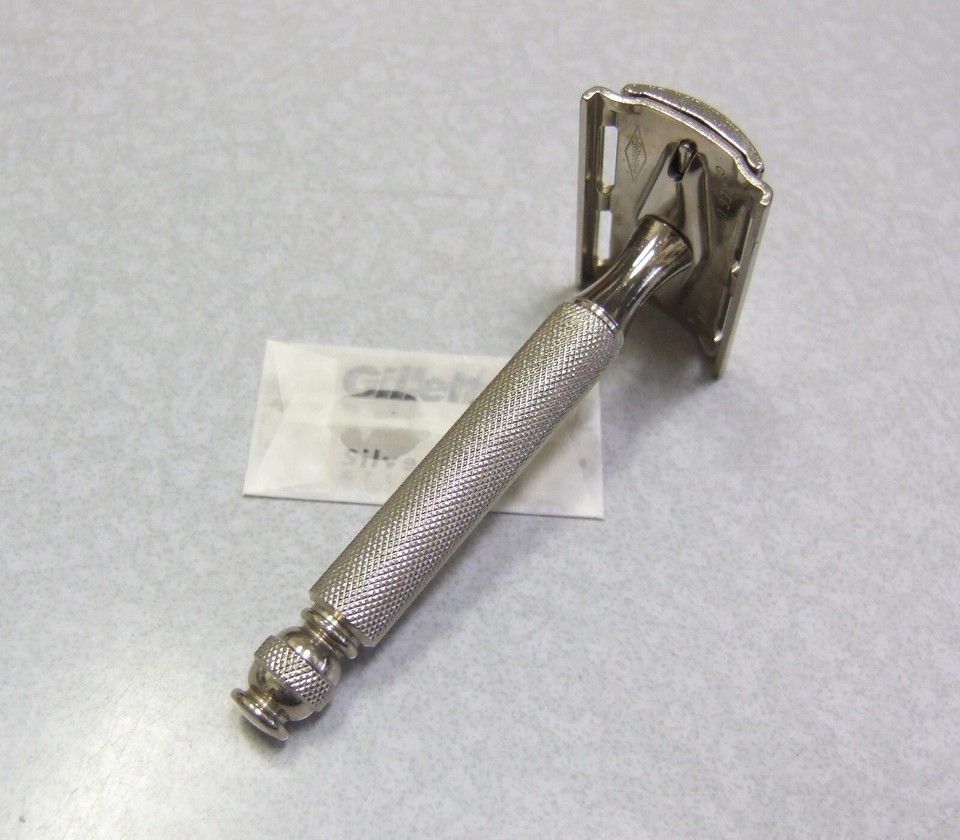 Vintage Gillette TECH DE Safety Razor w Blade A-1 1955 NICE CLEAN | eBay