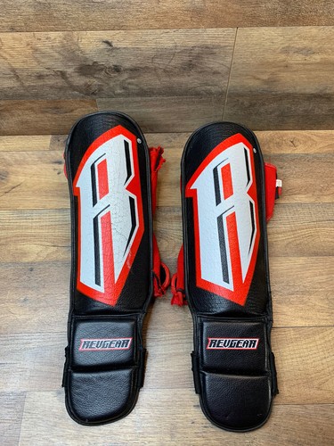 Shin guard ~ REVGEAR Slip On Style - Red & Black - MMA | eBay