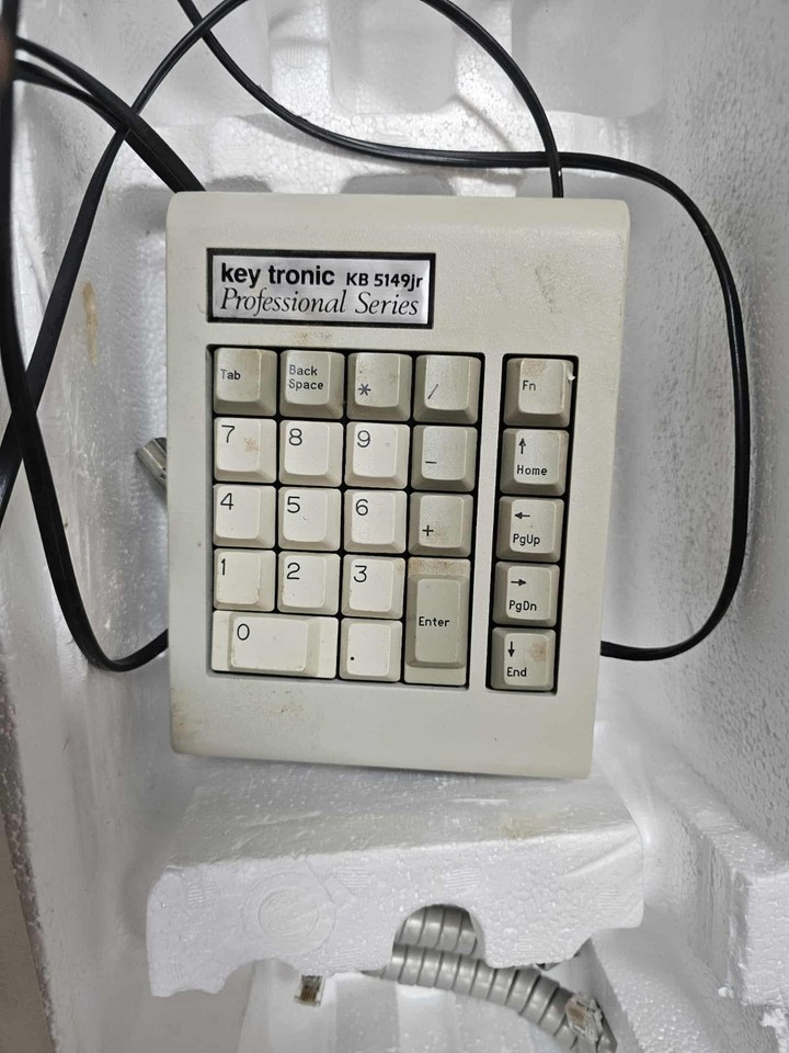 Retro IBM PC Jr Computer PC Jr w/Disk Dr Keyboard Cables Clean Open Box ...