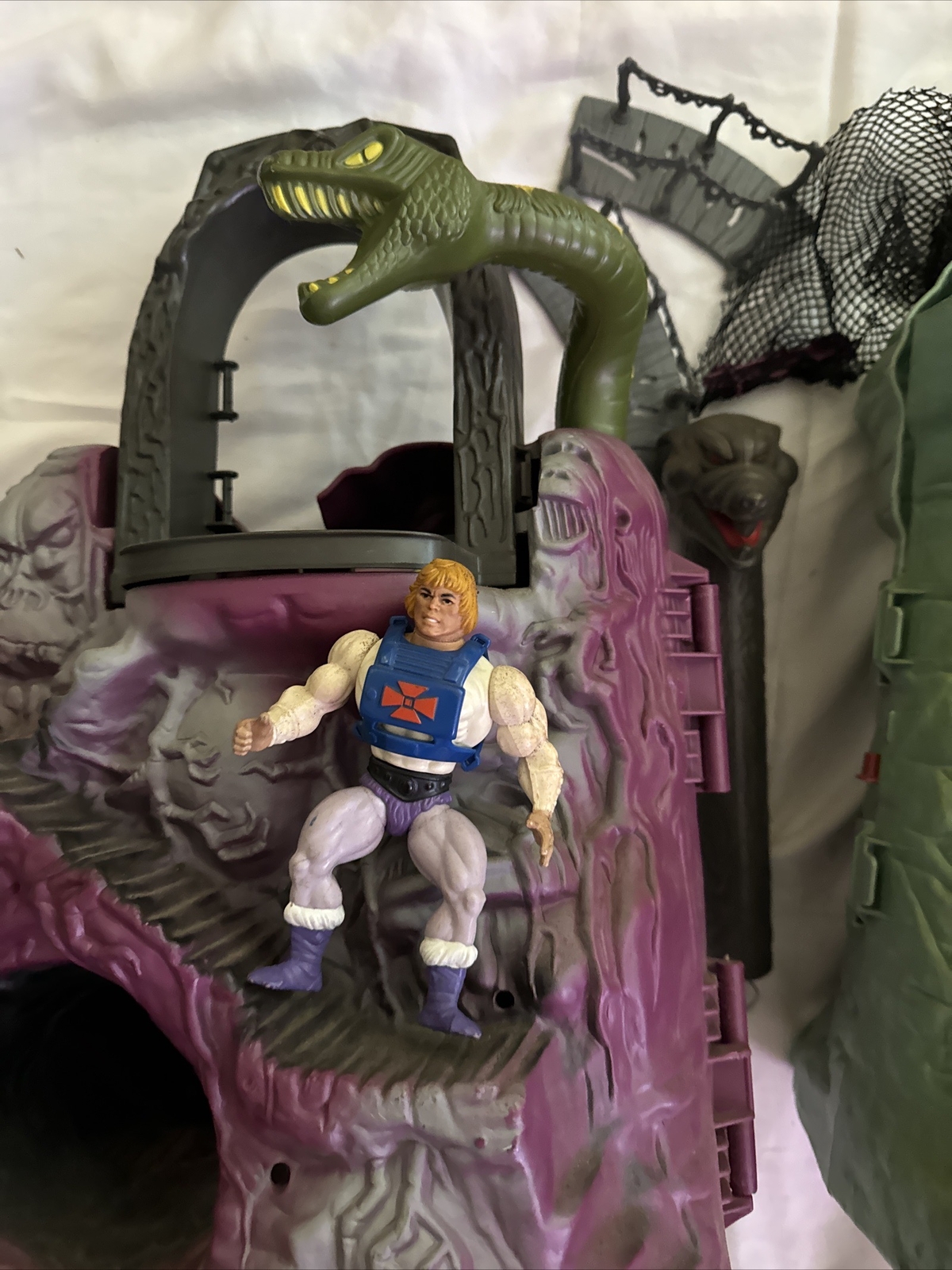 Castle Greyskull & Snake Mountain vintage Playset MOTU Heman Skeletor ...