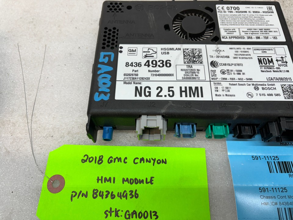 17-19 GMC CANYON CHEVROLET COLORADO OEM 2.5 HMI RADIO NAVIGATION MODULE ...