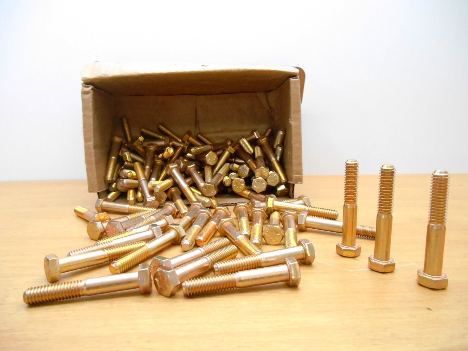 Box of 100 Imperial 16129 5/16 x 2 Grade 8 Hex Cap Screw USS Thread | eBay