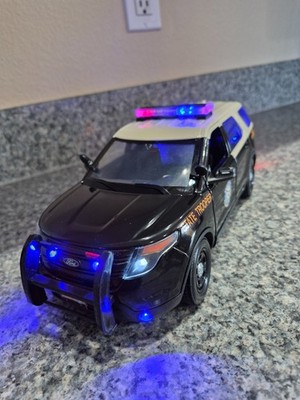Florida Highway Patrol - Ford Explorer w/ All Flashing Lights | eBay