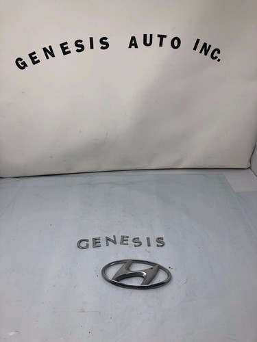 2015 2016 Hyundai Genesis Rear Trunk Emblem Badge w/ letters Genuine ...