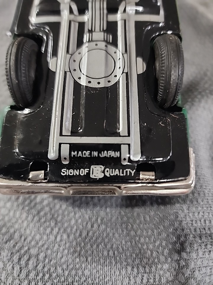 BANDAI GREEN PONTIAC PICK-UP #714 FRICTION TIN TOY And THE ORIGINAL BOX ...