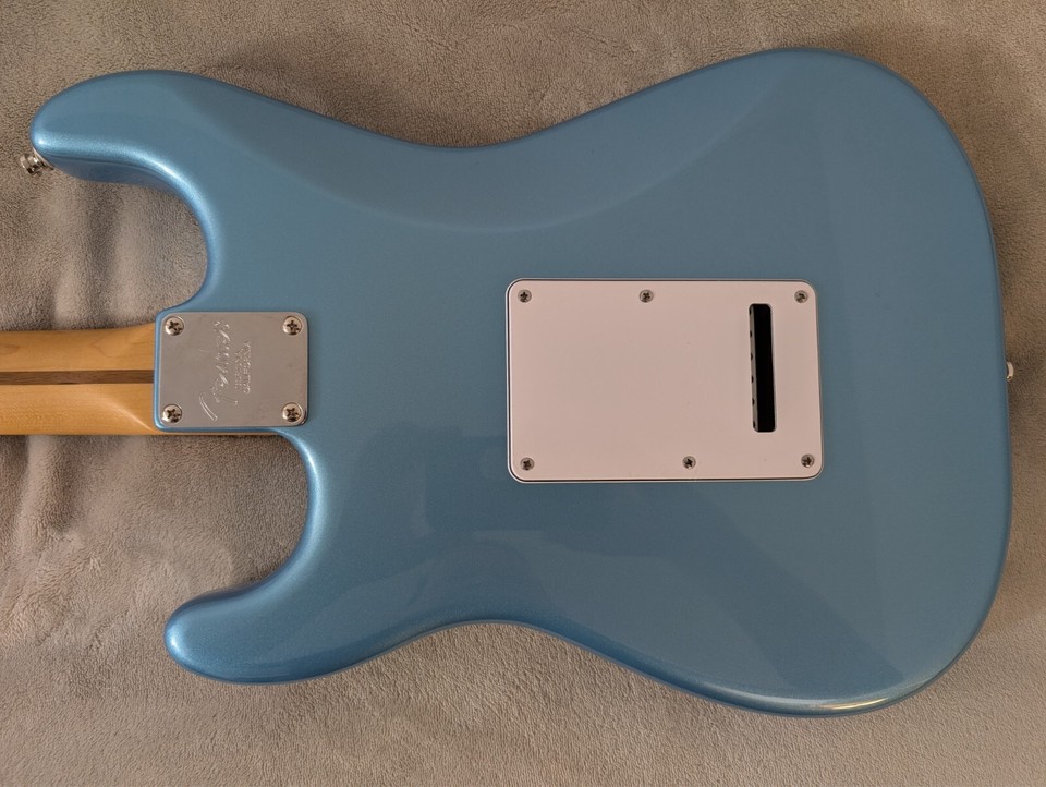 2025 Fender Player Plus Stratocaster Opal Spark Custom LSR Roller ...