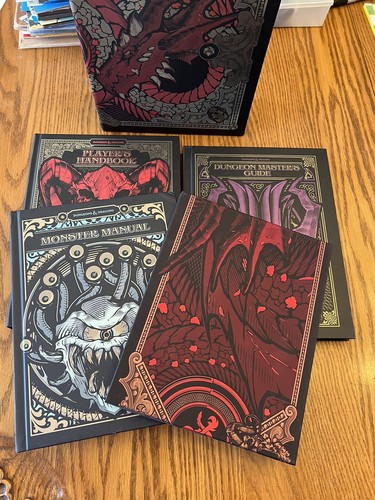 Dungeons and Dragons 5e: Core Rulebook Gift Set Limited Alternate ...