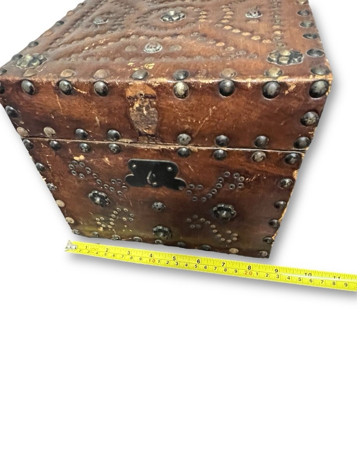 Decorative Antique Spanish Leather Wrapped Wood Box W Hinged Lid Red ...