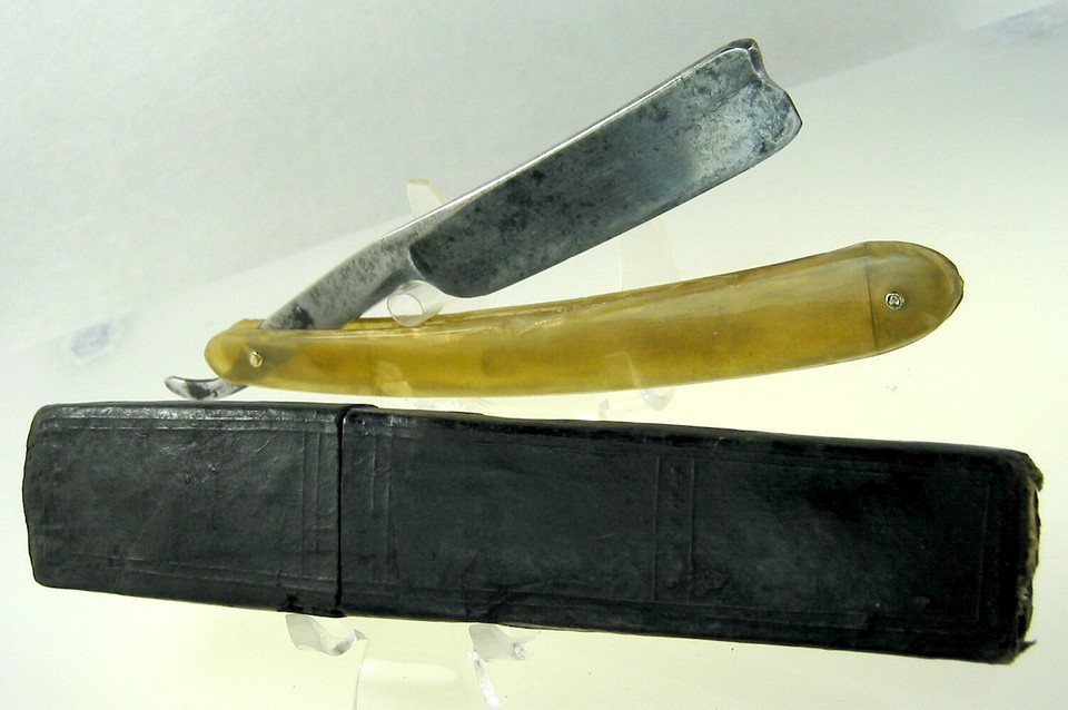 Antique Superior Straight Razor Gilded "The American Razor" Scales ...