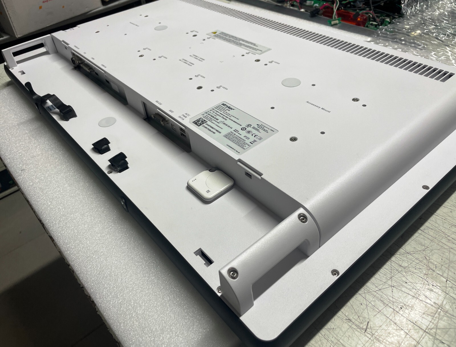 0240-031-050 Stryker 32" 4k Surgical Display for sale online | eBay