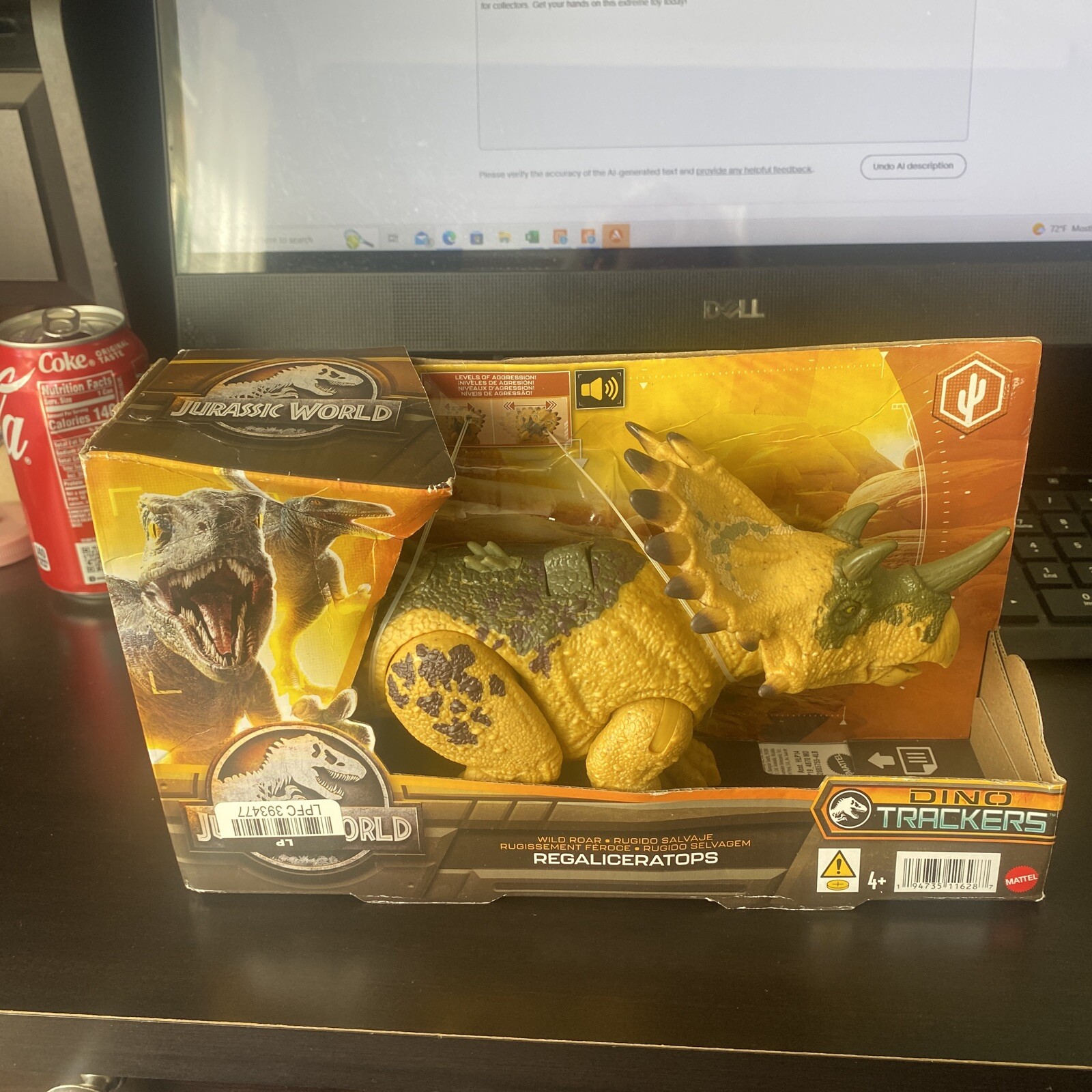 Mattel - Jurassic World Regaliceratops Toy - Multicolor... New