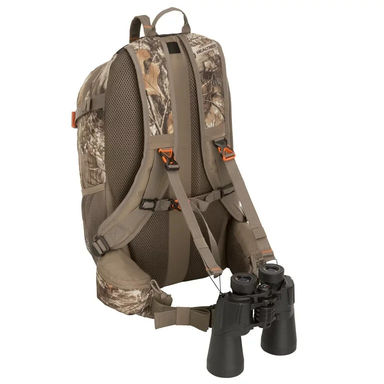 Timber Hawk™ Wilderness 29.5L Hunt Day Pack Camouflage Realtree EDGE ...