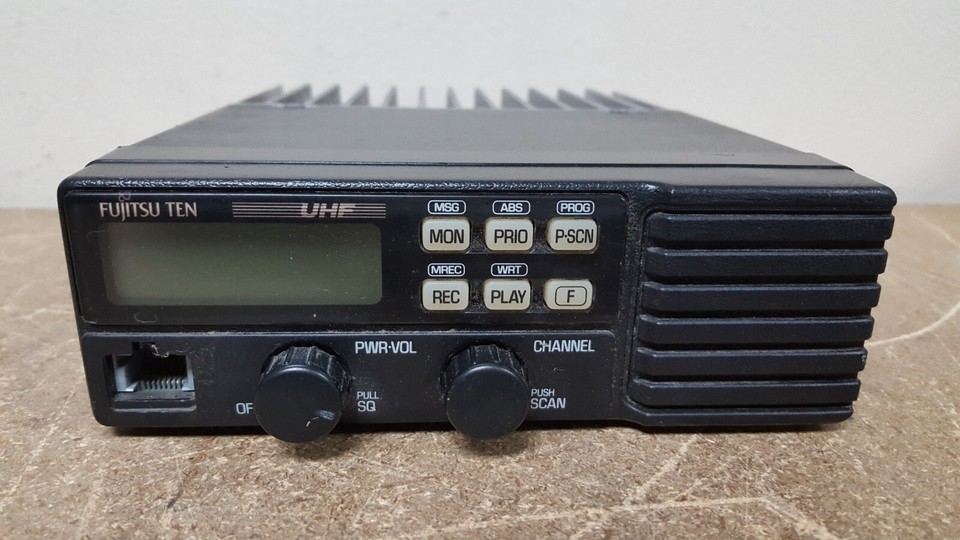 Fujitsu Ten FTM40-3556AT UHF Digital Mobile Radio | Black | FTM403556AT ...