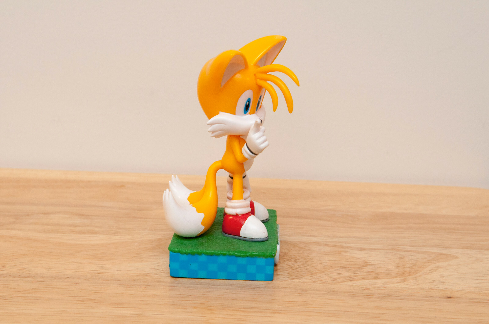 Sonic the Hedgehog 9" Adventure Tails Figure. No Electronics Plus ...