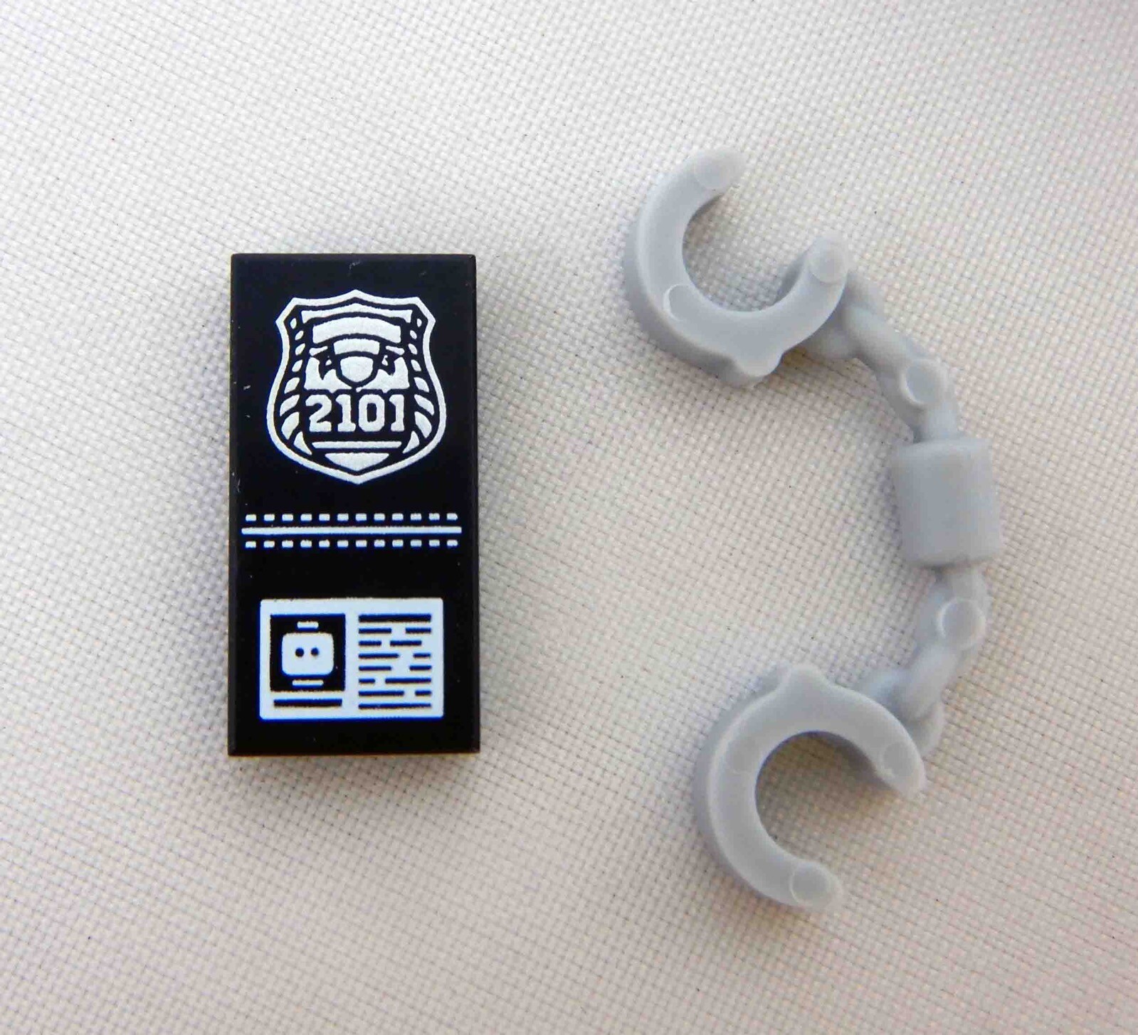 NEW LEGO 71000 Collectable Minifigure Series 9 #6 POLICE OFFICER CMF ...