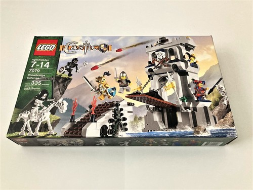 Lego Castle 7079 Drawbridge Defense NISB 673419111416 | eBay
