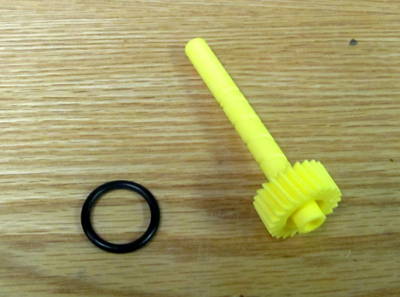 55-57 Chevy Truck Speedometer Gear in Transmission 24 Teeth Yellow With ...