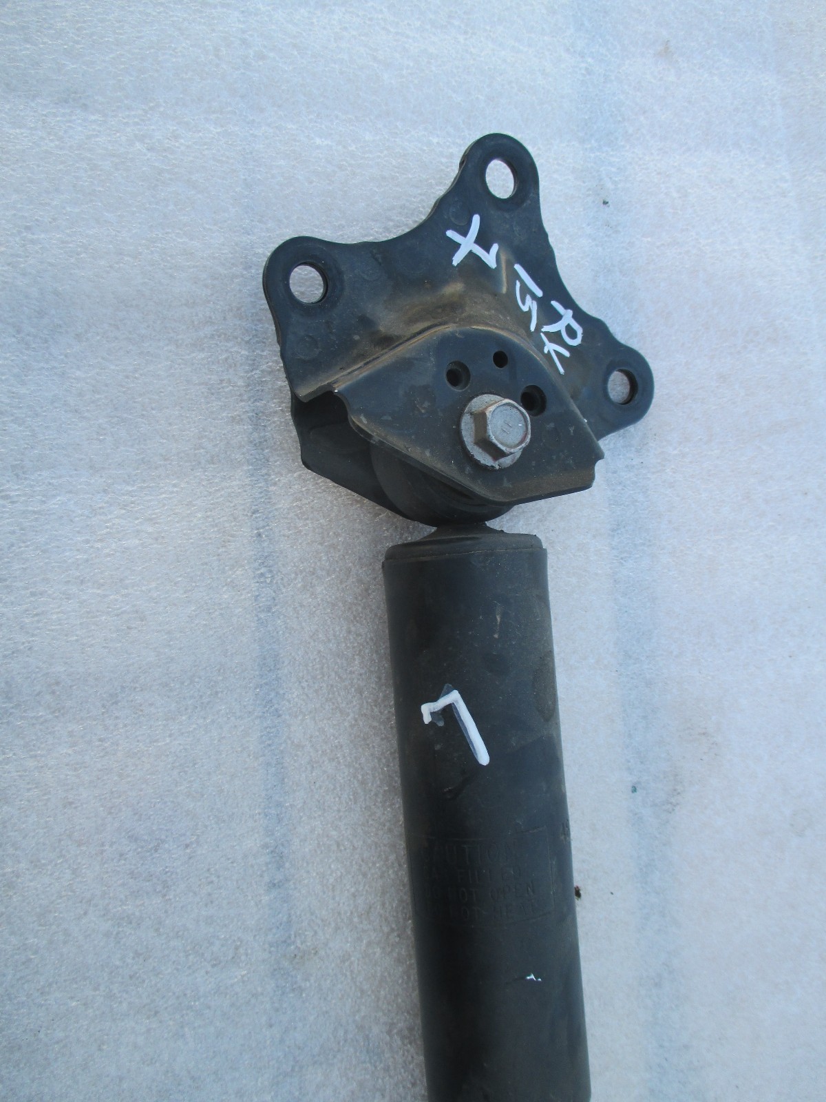 lexus rx350 rear lh SHOCK ABSORBER MTG BRACKET 2014 2015 oem 14 15 | eBay