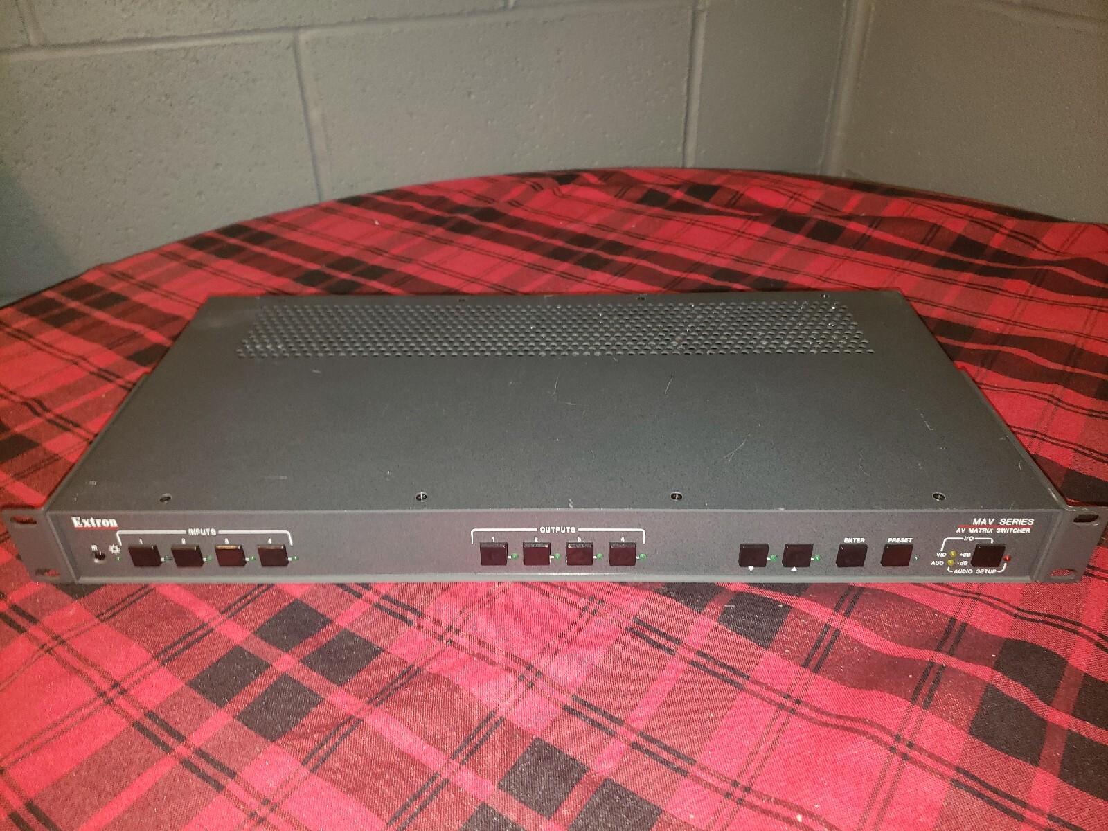 Extron MAV Series A/V Matrix Switcher - Model MAV 88 AV | eBay