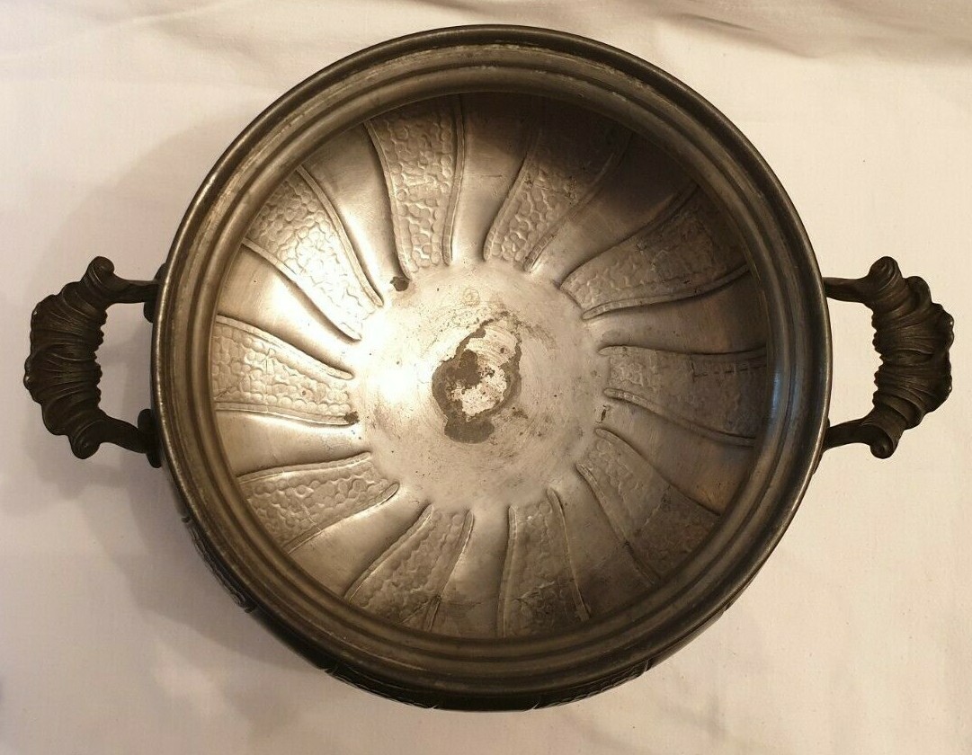 Soupière en Etain, Peltro, 95%, avec son couvercle et plateau | eBay