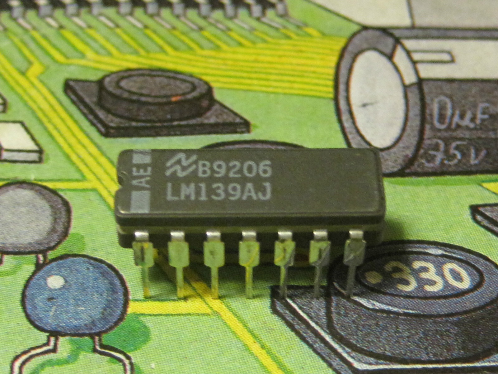 LM139J LOW VOLTAGE VOLTAGE QUAD COMPARATOR National SC 1pcs | eBay