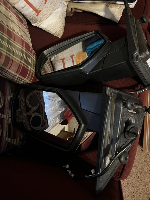 2014 - 2017 GMC Chevrolet Sierra Silverado Passenger RH Mirror OEM ...