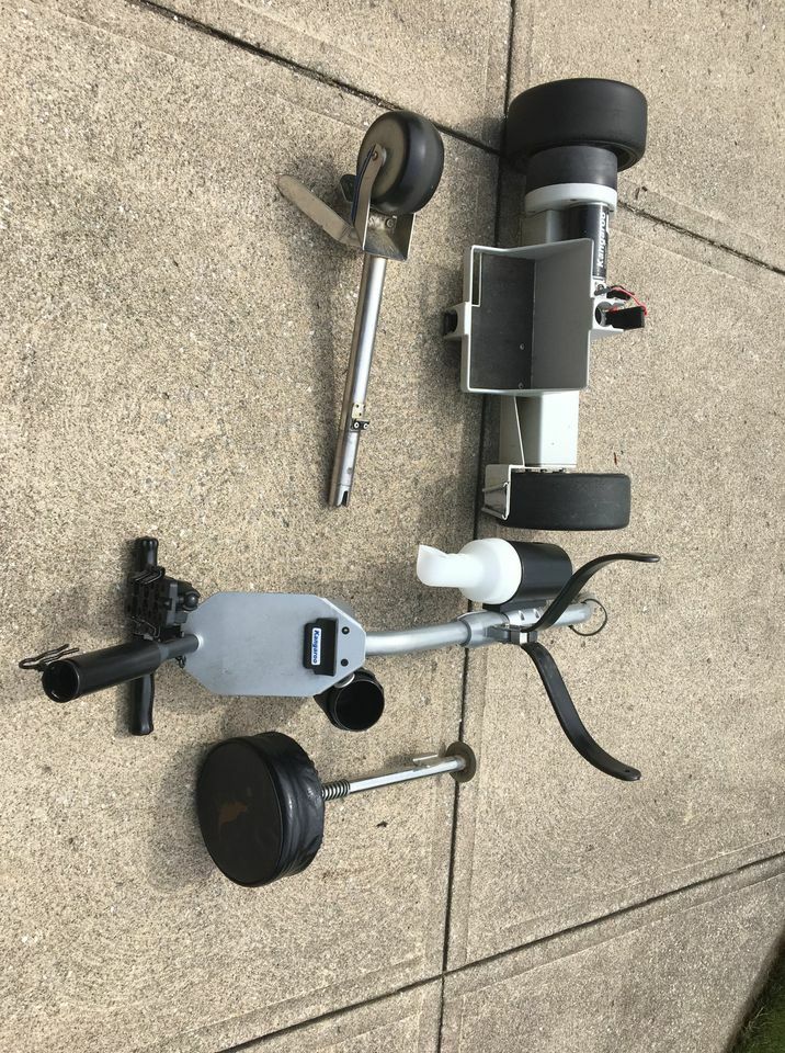 Kangaroo Golf Motorized Personal Golf Caddie/Cart Model 5 / Many ...