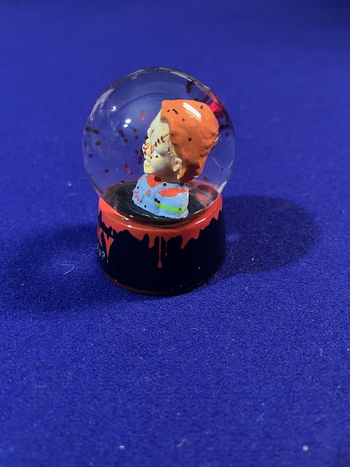 Chucky Childs Play Mini Snow Globe Wanna Play Halloween New | eBay