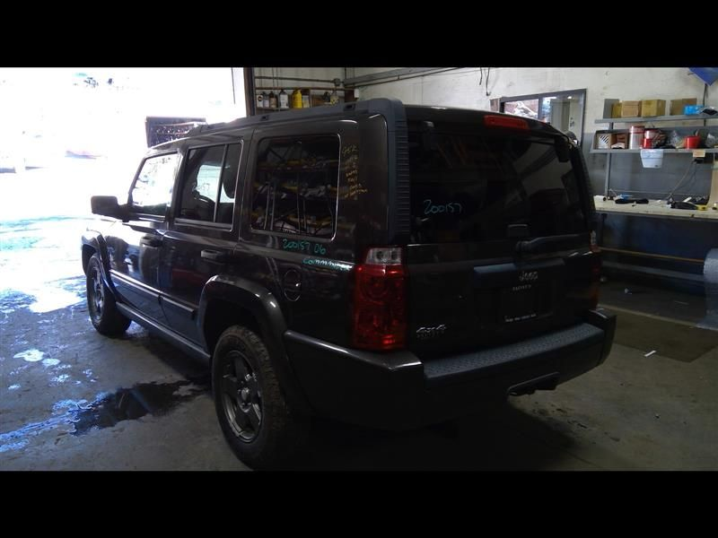 2006-2010 Jeep Commander Front Differential Carrier 3.07 Ratio OEM | eBay