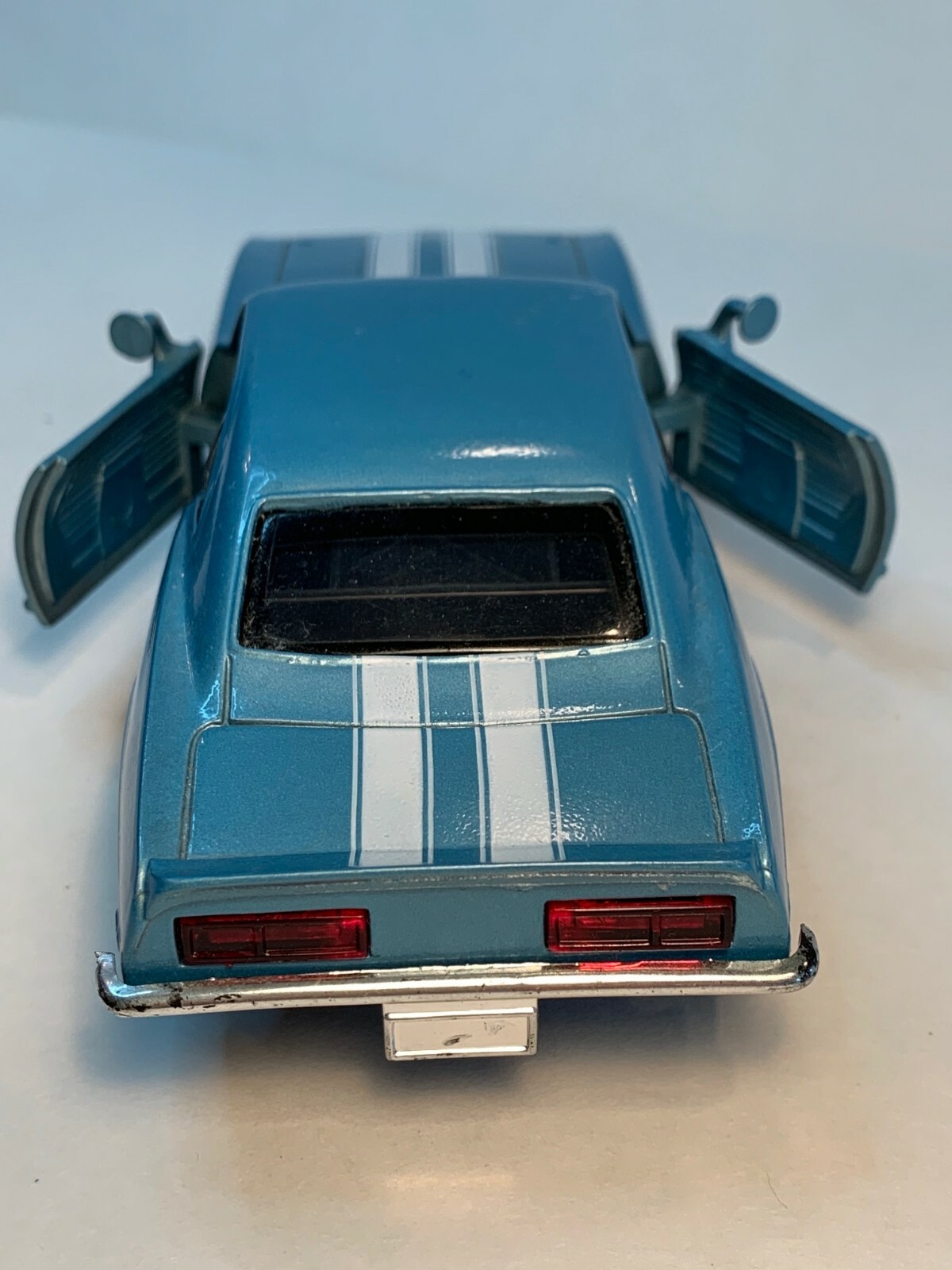 New Ray Light Blue 1967 Chevy Camaro Z-28 1:32 Scale Diecast Model ...