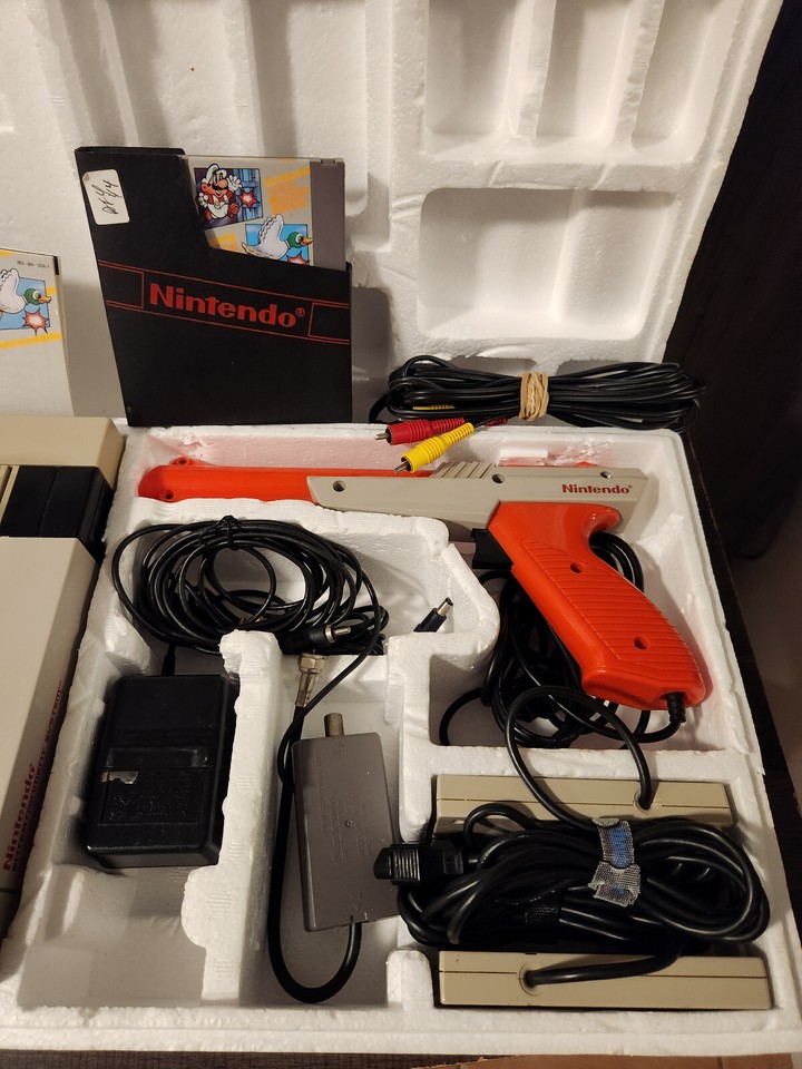 Nintendo NES Power Set Complete Box Manual Game CIB Pad Zapper ...