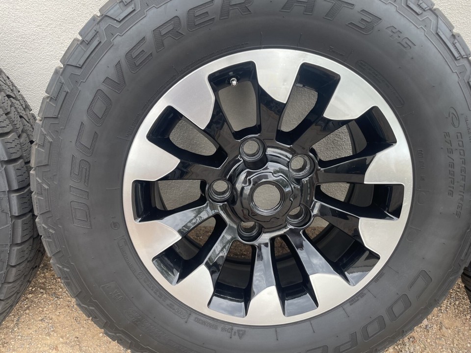 Land Rover Defender Discovery 18" Sawtooth Wheels and Cooper A/T Tire ...