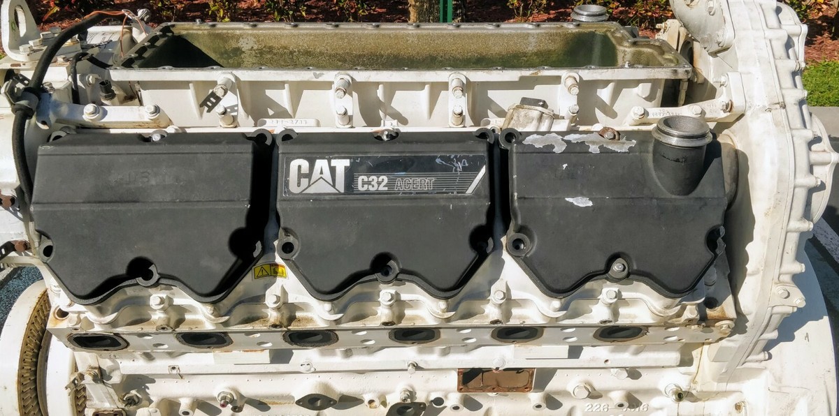 Caterpillar C32 Acert Marine Engine