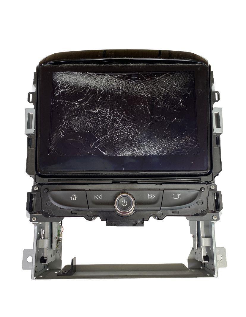 Chevy Traverse radio am fm 20 22 display screen receiver & control OEM ...