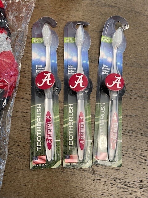 Alabama Football Crimson Roll Tide Lot Mug, Socks, Toothbrushes, and ...