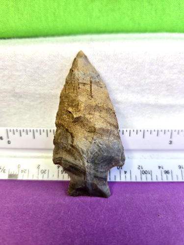 Authentic Macintire point made of grey striped chert from Washington co ...