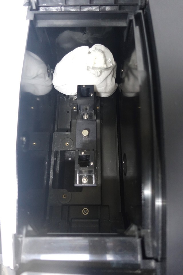 SHIMADZU UV-1900 UV-VIS SPECTROPHOTOMETER- w LAPTOP UVPROBE, PASSES ...