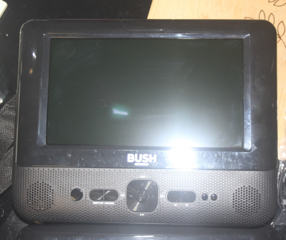 Bush Portable DVD Player 7” Twin Screen Fully Working In Car DVD8737CUK ...