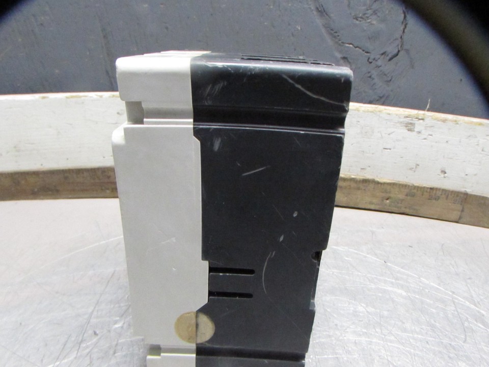 Cutler Hammer HFD3225 ,Circuit Breaker ,3P/225A/600V/65kA ,Takeout ...