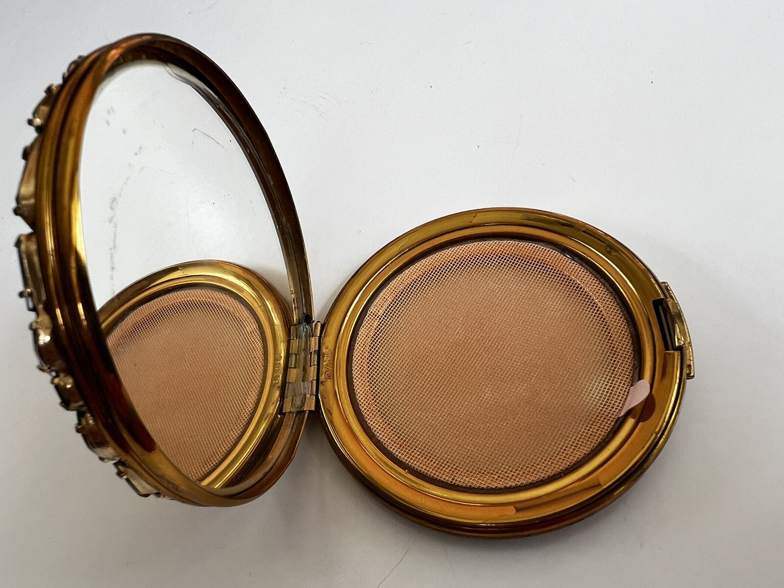 FABULOUS VINTAGE MULTI COLORS JEWELED TOP EVANS COMPACT UNUSED ...