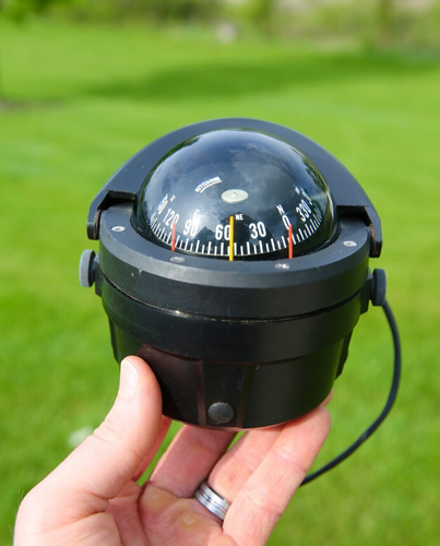 Vintage Ritchie B 81 Boat Compass Nautical Black navigation accessory ...
