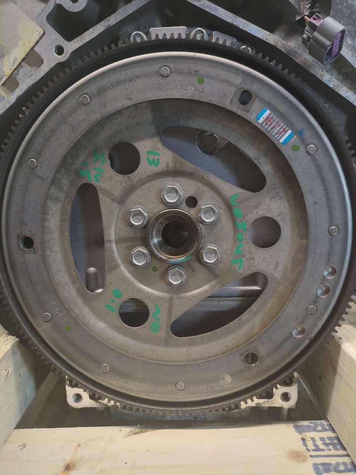 13 Chevy Silverado 1500 5.3L Gas Engine Assembly With 26,036 Miles Opt ...