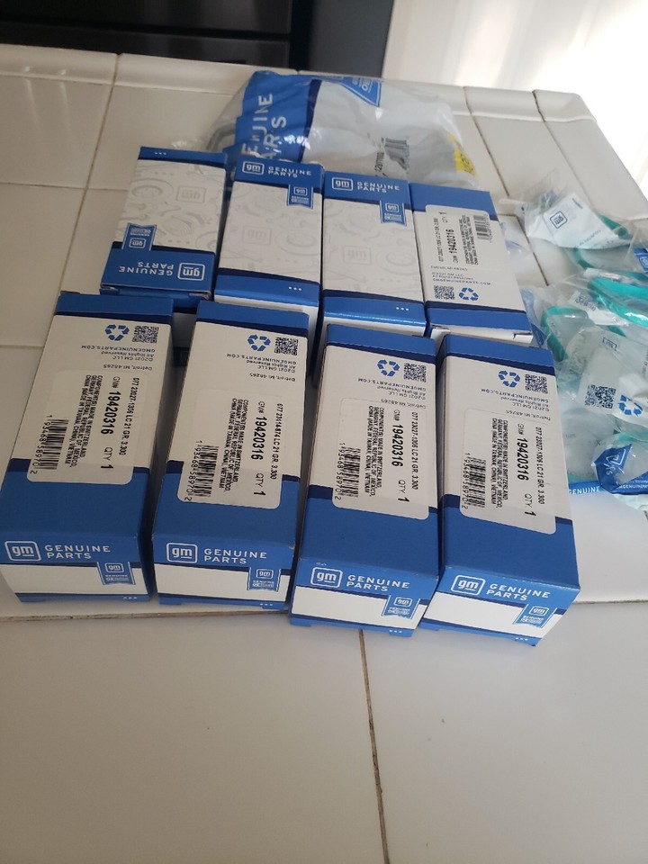 OEM GENERAL MOTORS 6.2L FUEL INJ 19420316 12698483 12692520 12690933 ...